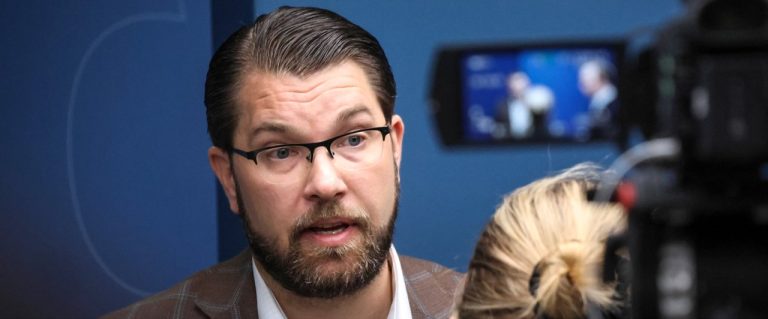 Åkesson: “Låter helt bisarrt” – konspirationsteori har fått fart ...